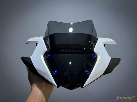 ชิวหน้าแต่ง Click 160 -------(เฉพาะตัว ABS) ต้องเจาะรูเพื่อยึดชิว (มุม ...