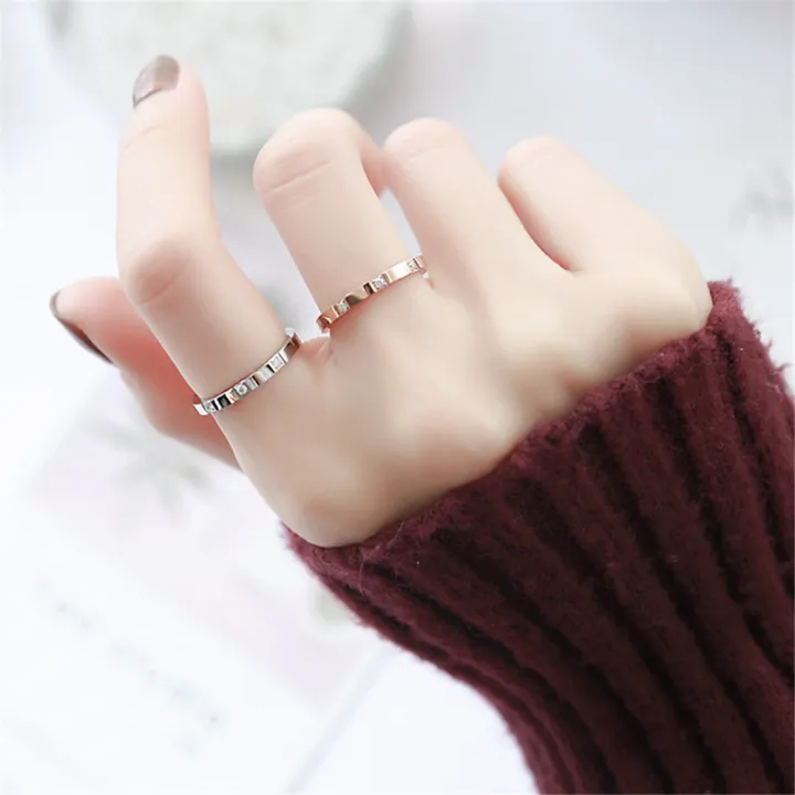 YWYK แหวนคริสตัลไทเทเนียมสุดหรู,แหวนแฟชั่นเครื่องประดับสำหรับผู้ชายและผู้หญิง | Lazada.co.th