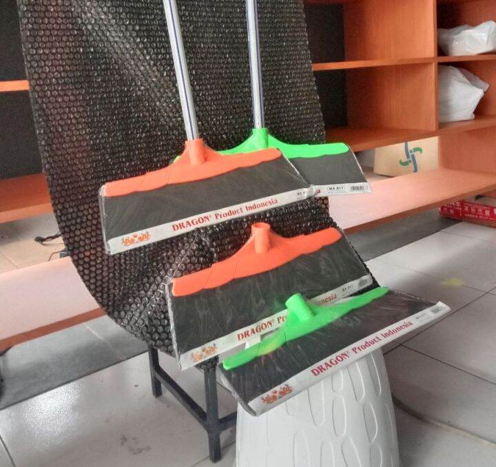 Pengepel Pelan Alat Pel Lantai Karet Pendorong Air Wiper Lantai Murah ...