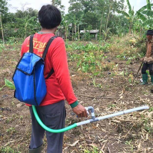 Alat Kocor Pupuk Padat Pemupukan 15 Kg | Lazada Indonesia