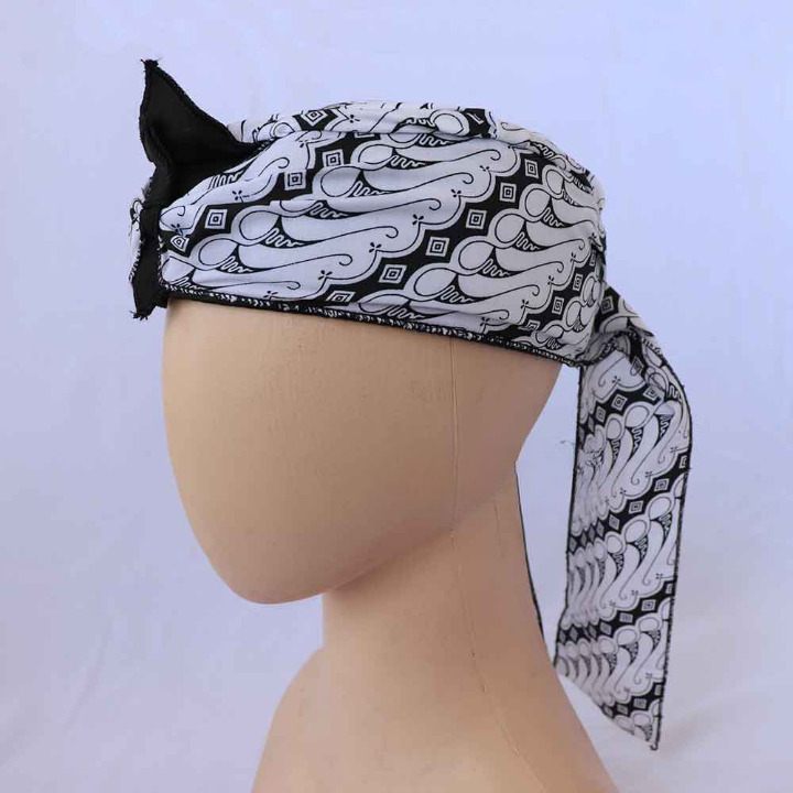 Iket Kepala Sunda Ikat Udeng totopong mahkuta wangsa Sunda Batik ...