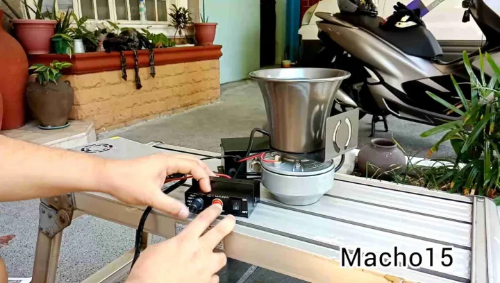 WANG WANG 6 Tones FEDERAL Siren Amplifier 150watts / Crown H5.5 Horn ...