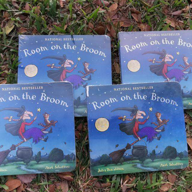 Room on the Broom Boardbook by Julia Donaldson | Lazada PH