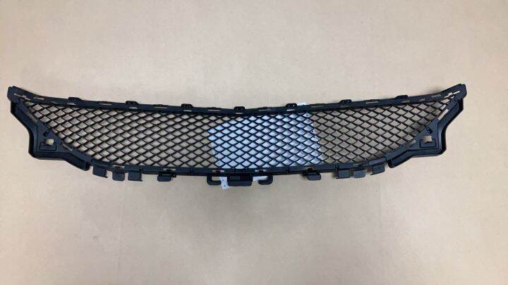53. #A207 885 02 24 / ตะแกรงช่องลมกันชนหน้า / W207 / E-class / 2019 ...