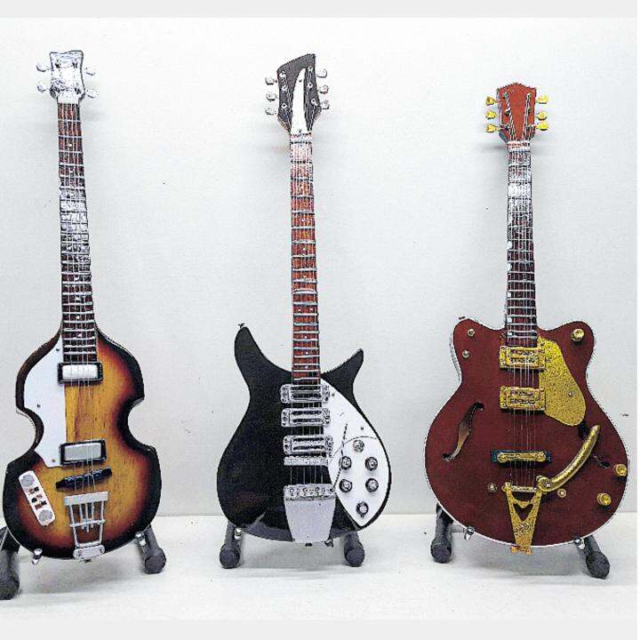 Miniatur Gitar Exclusive rickenbacker bass hofner gretsch The Beatles ... Miniatur Gitar Exclusive rickenbacker bass hofner gretsch The Beatles ...